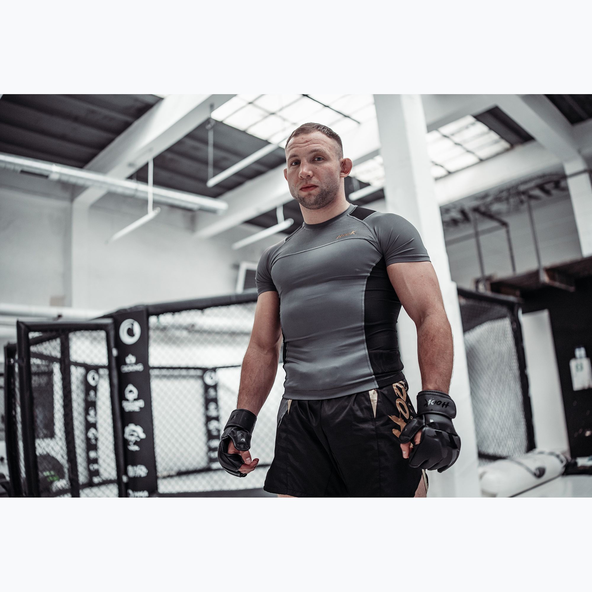 Rashguard pentru bărbați HOOK FIGHTING Base negru (HKF-SRG001-BL ...